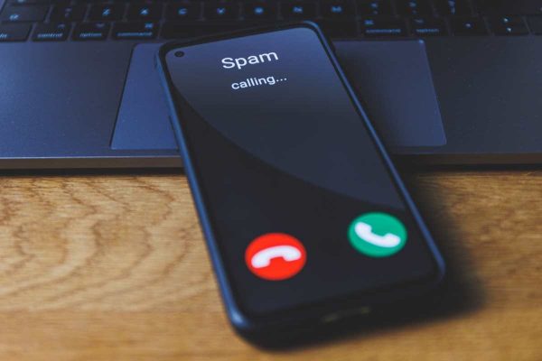 Come bloccare le chiamate SPAM una volta per tutte: metodo utile, addio ...